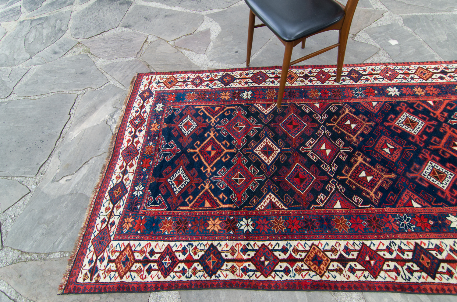 Antique Varamin Rug – LF1S157 | House of Séance