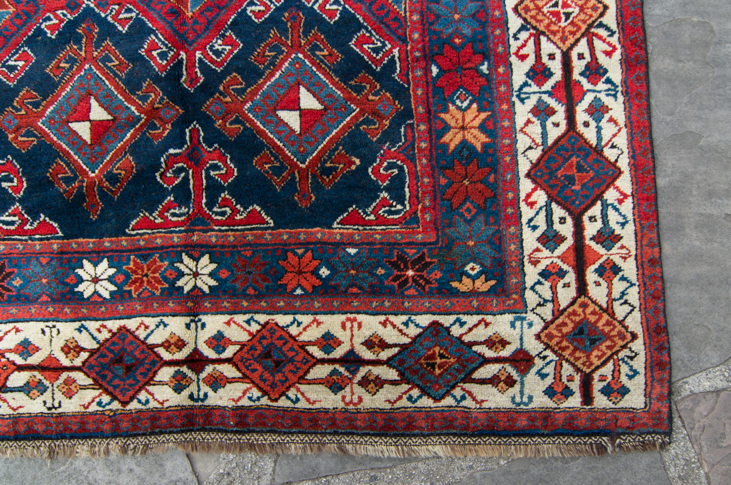 Antique Varamin Rug – LF1S157 | House of Séance