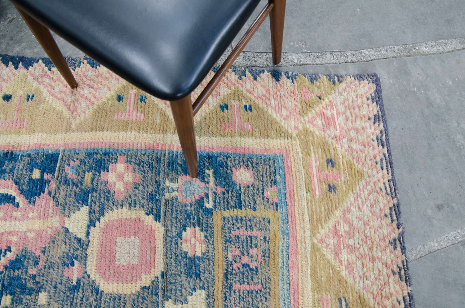 Vintage Scandinavian Swedish Rug | House of Séance