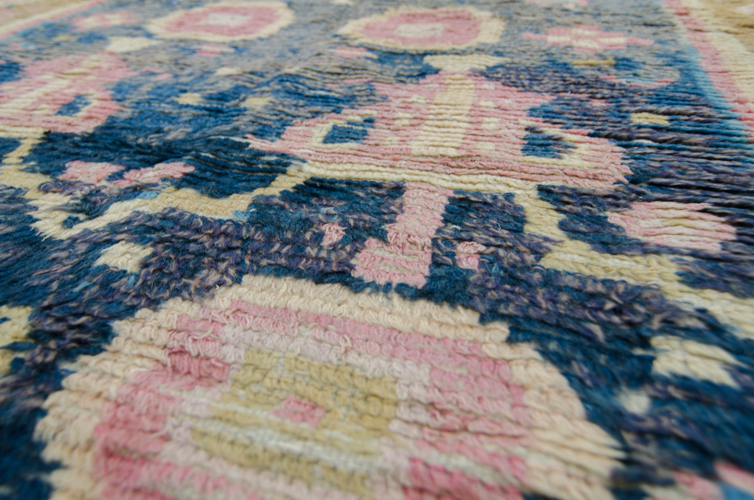 Vintage Scandinavian Swedish Rug | House of Séance